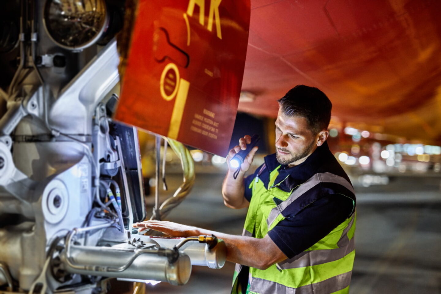 DHL Hub - Production Department